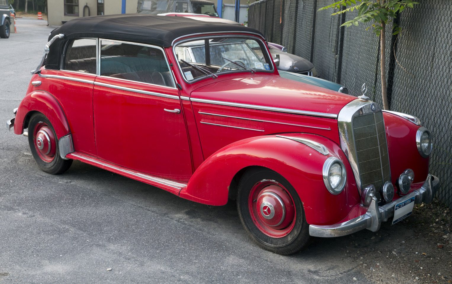 Mercedes-Benz W187 Cabriolet B 220 (80 Hp)